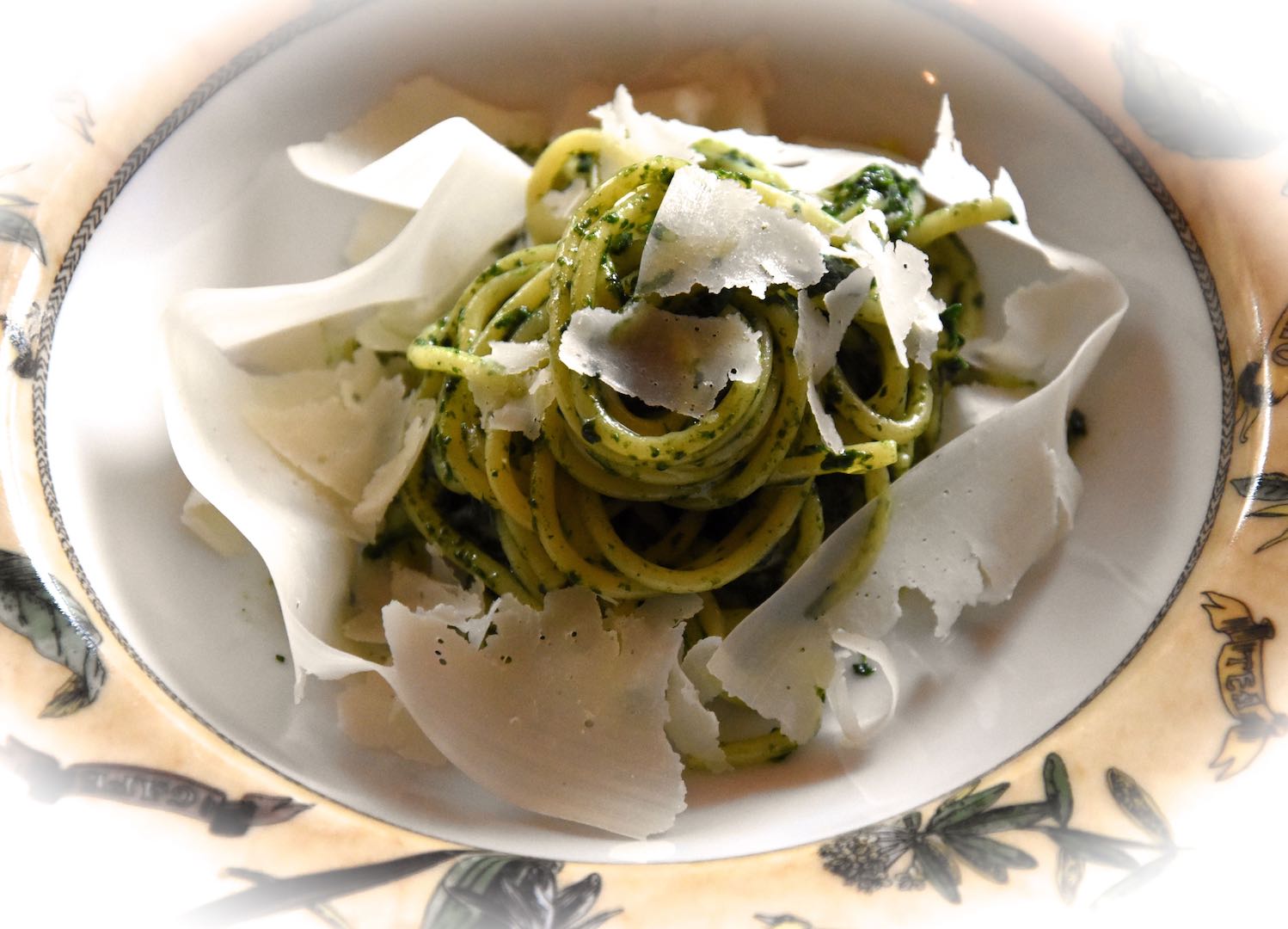 Spaghetti in salsa di spinaci e Raspadura Lodigiana – Profumo di Broccoli