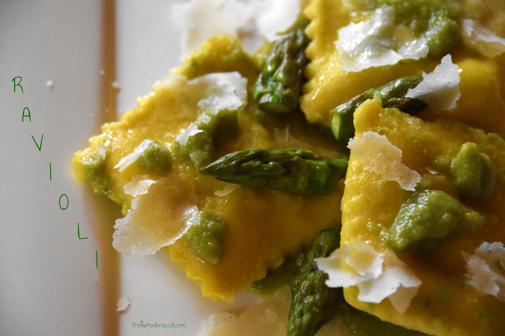 Ravioli di carne in salsa di asparagi verdi – Profumo di Broccoli