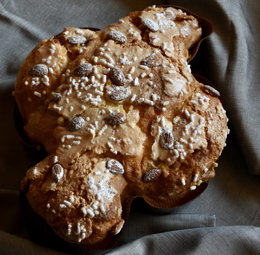 Colomba pasquale con li.co.li. al cioccolato bianco e limone candito ...